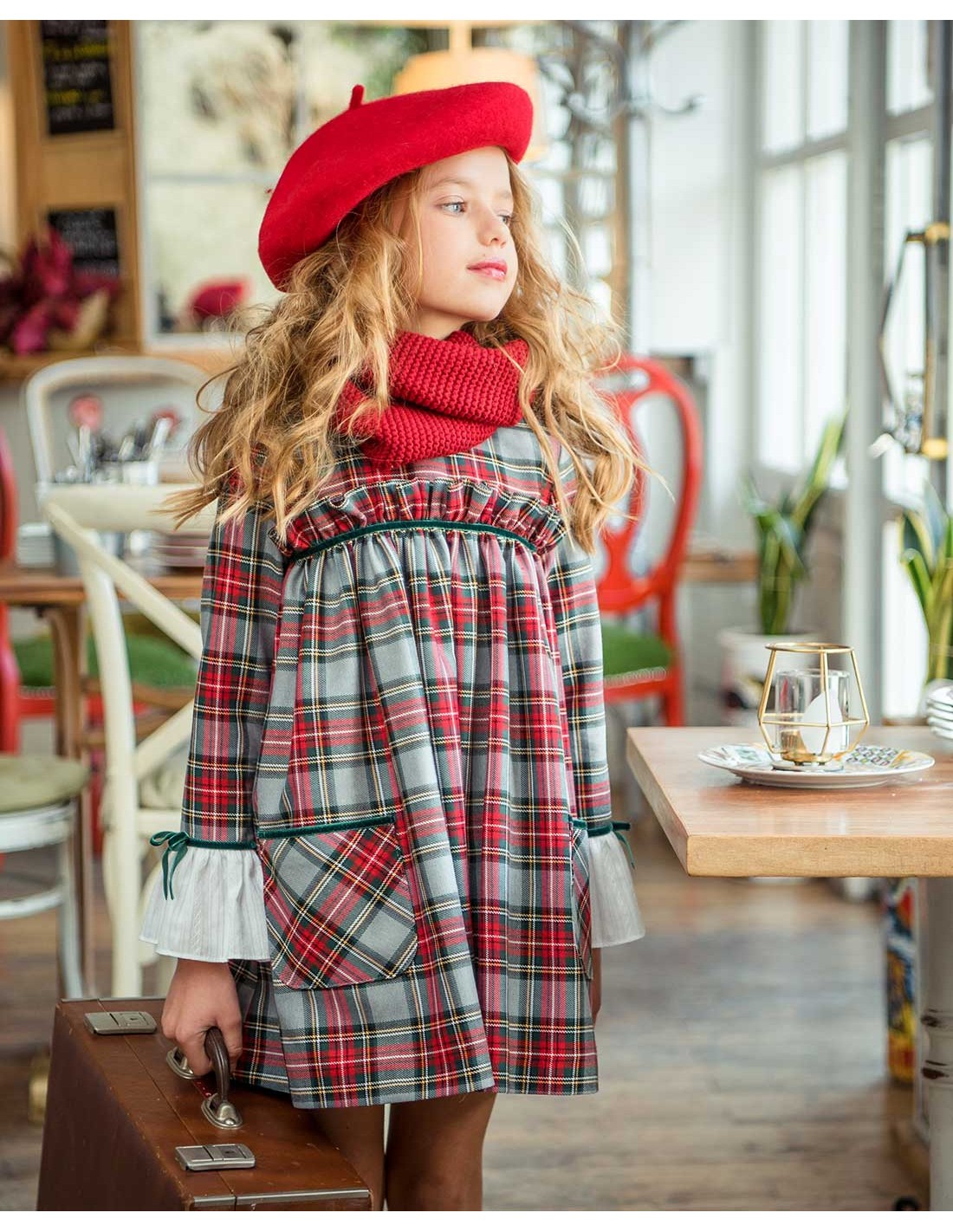 Marta y Paula Moda Infantil. Compra alta costura para niños y niñas
