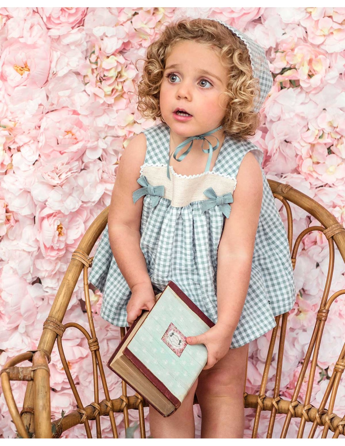 Marta y Paula Moda Infantil. Compra alta costura para niños y niñas